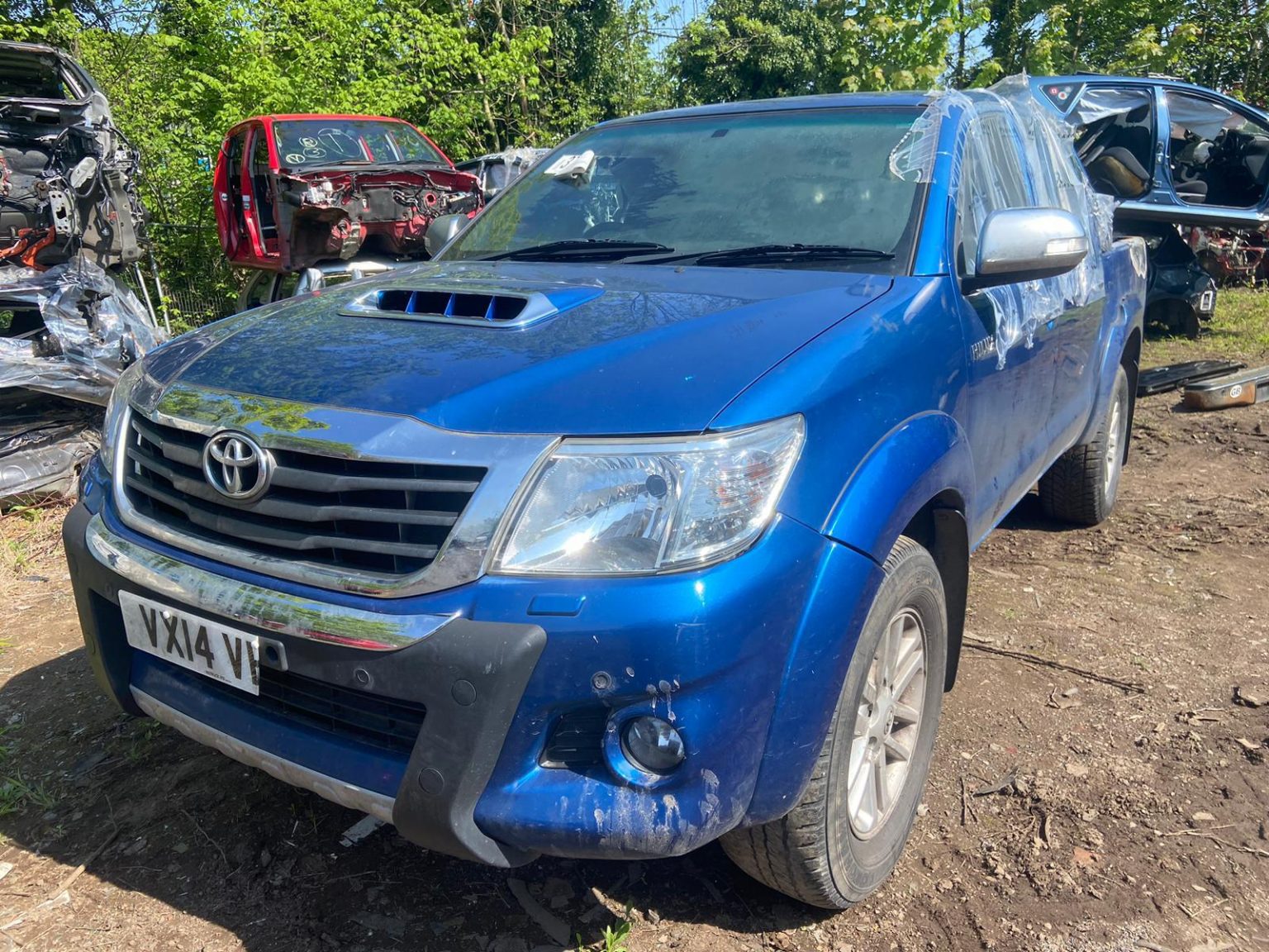 REF 320 TOYOTA HILUX DCB MK7 2014 BLUE 3.0D4D AUTOMATIC - Japs Spares